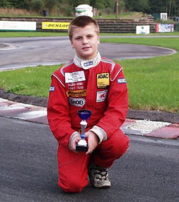 Marcel Ernst aus Ehlhalten fährt um Deutsche Kartmeisterschaft ...