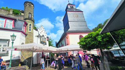 Schirme für Wochenmarkt kehren bald zurück | Eppsteiner Zeitung